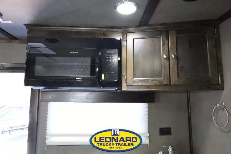 2023 Logan Coach S8412SO Horse Trailer in North Jackson, OH | Trailer ...