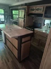 2018 Coachmen Freedom Express Liberty Edition 323BHDSLE Travel Trailer ...