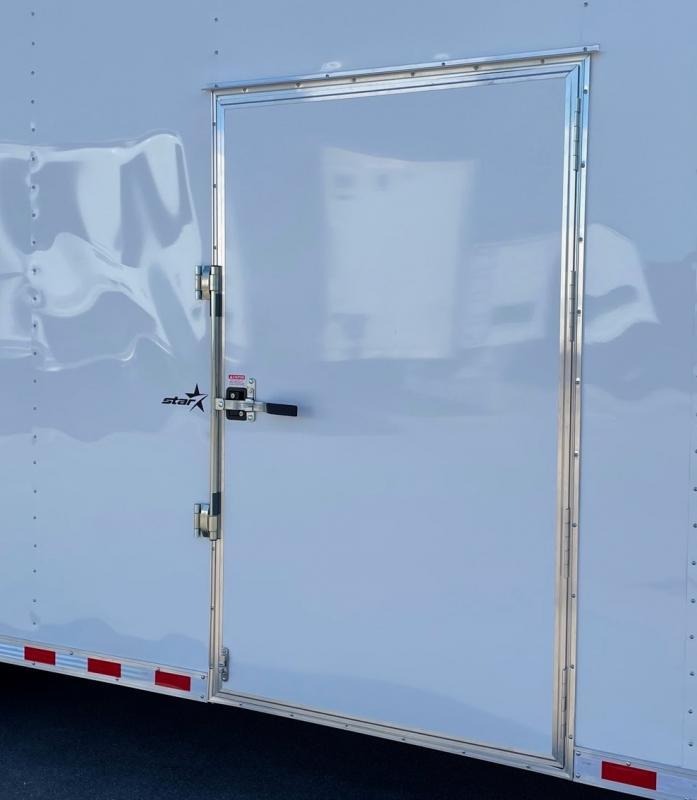Bravo Trailers Star Gooseneck (8K AXLES) 8.5 x 36 Cargo Enclosed ...