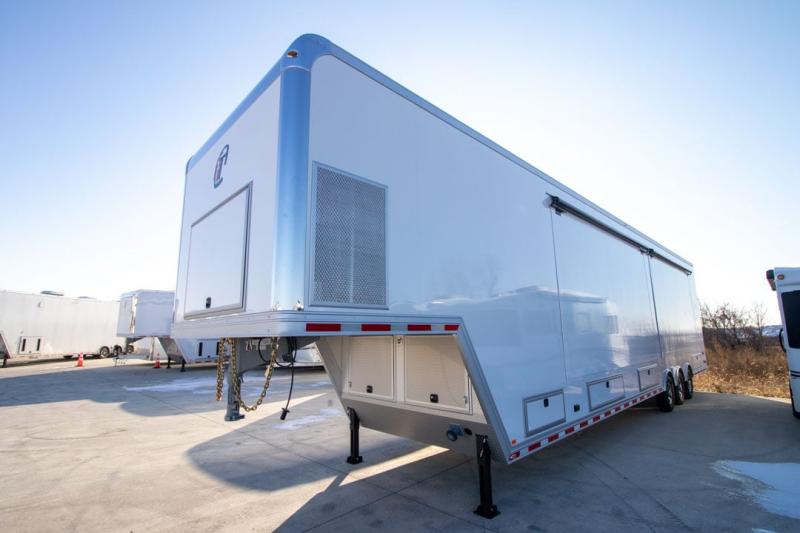 48' Mobile Command Office Trailer - Quad Slide outs Office Trailer in O ...