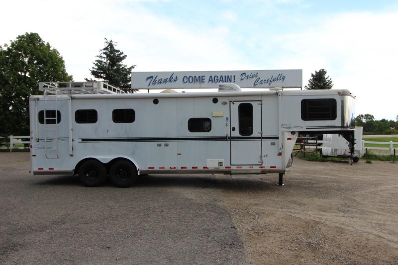 Used | Featherlite Horse and Livestock Trailers