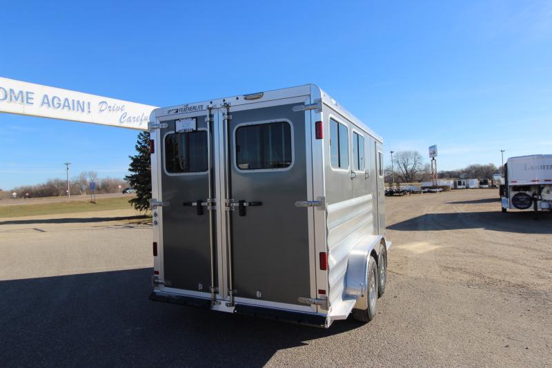2024 Featherlite 9400 2H Slant Horse Trailer in Elko, MN | Trailer Trader