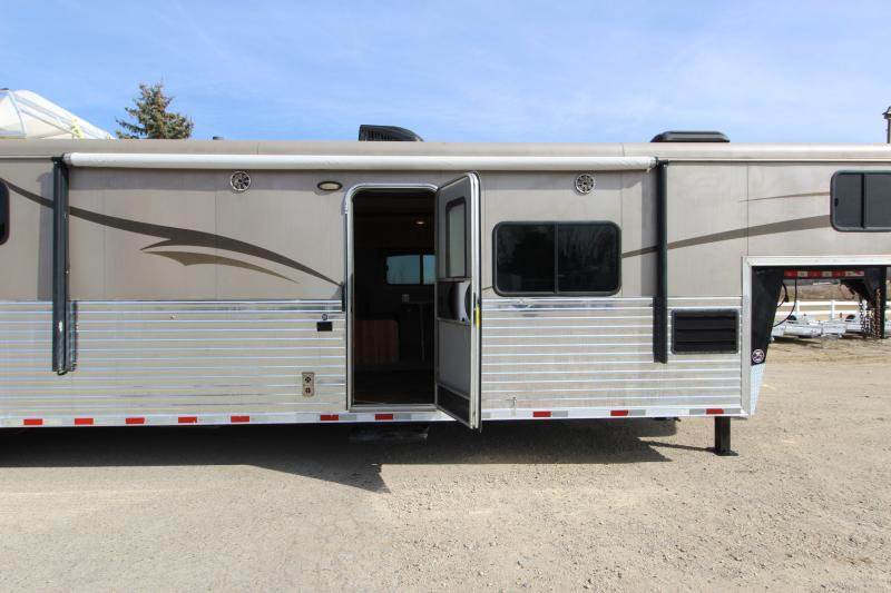 2015 Bison Ranger 4H LQ Horse Trailer in Elko, MN | Trailer Trader