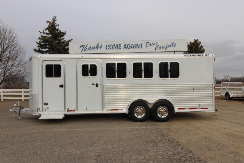 2004 Featherlite 4HR BP Horse Trailer in Elko, MN | Trailer Trader