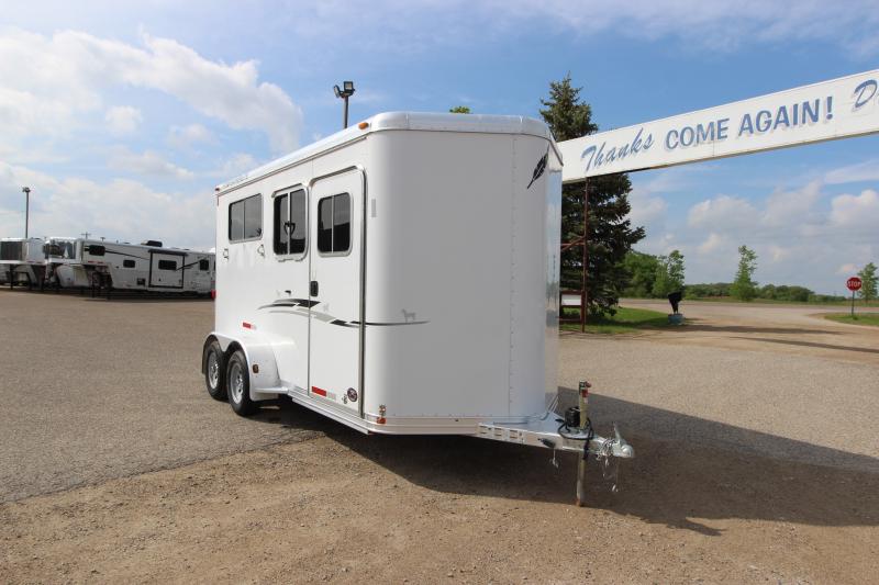 2008 Featherlite 2 Horse Trailer in Elko, MN | Trailer Trader