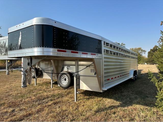 2025 Featherlite Trailers 8127-7628 in Roca, NE | Trailer Trader
