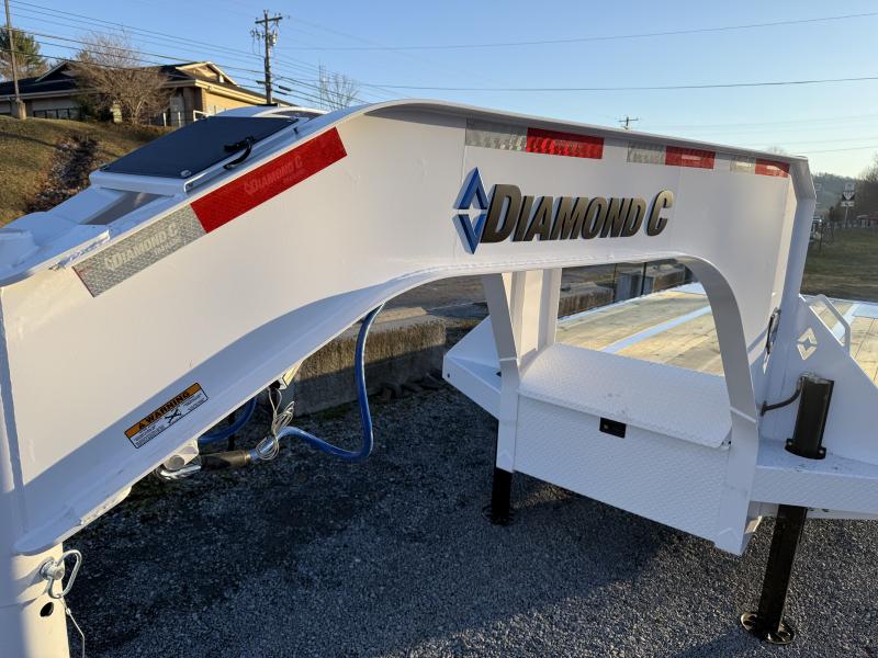 2025 Diamond C FMAX210 GOOSENECK Trailer 30’ HYDRO DOVE & JACKS 25K G.V ...