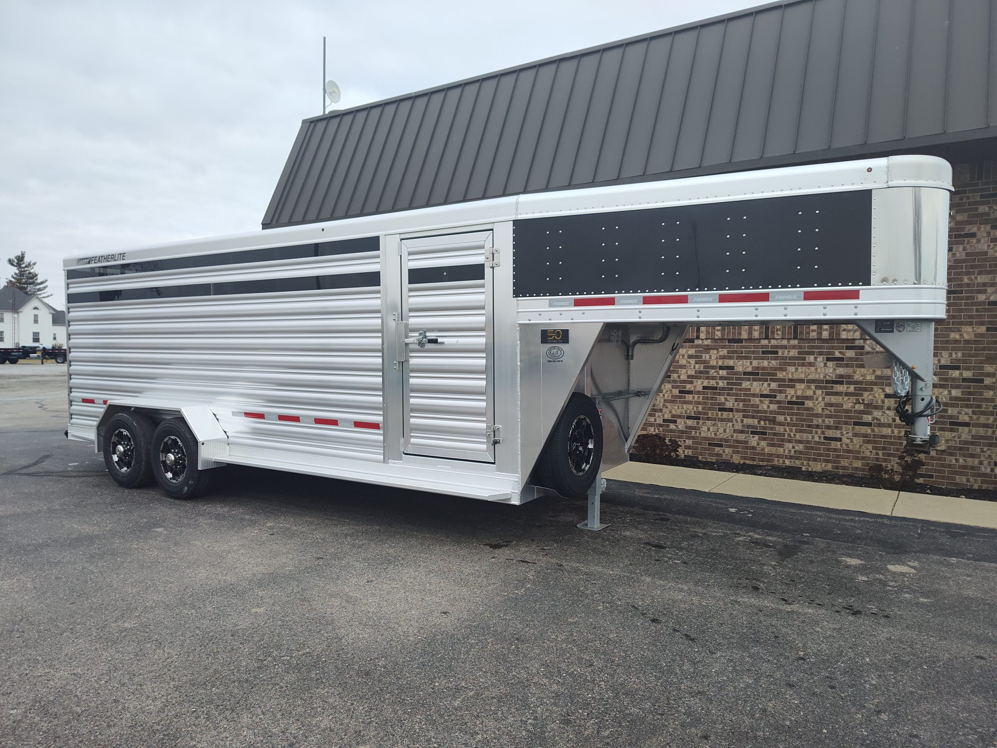 Home | Custom Cabs Truck Beds and Trailers in Ohio | Find new and used ...