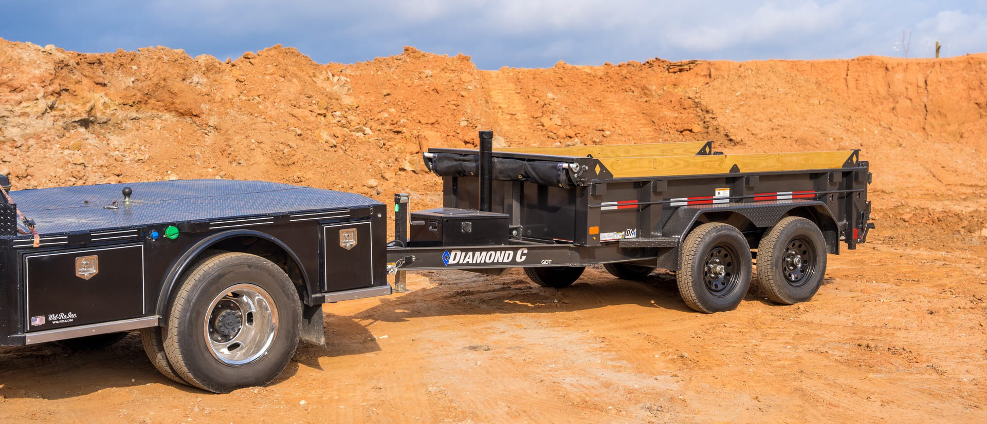 Home | Shop High-quality Trailers in Green Bay, WI - ROLLIN-ON TRAILER ...