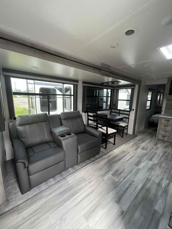 Detail - Winnebago