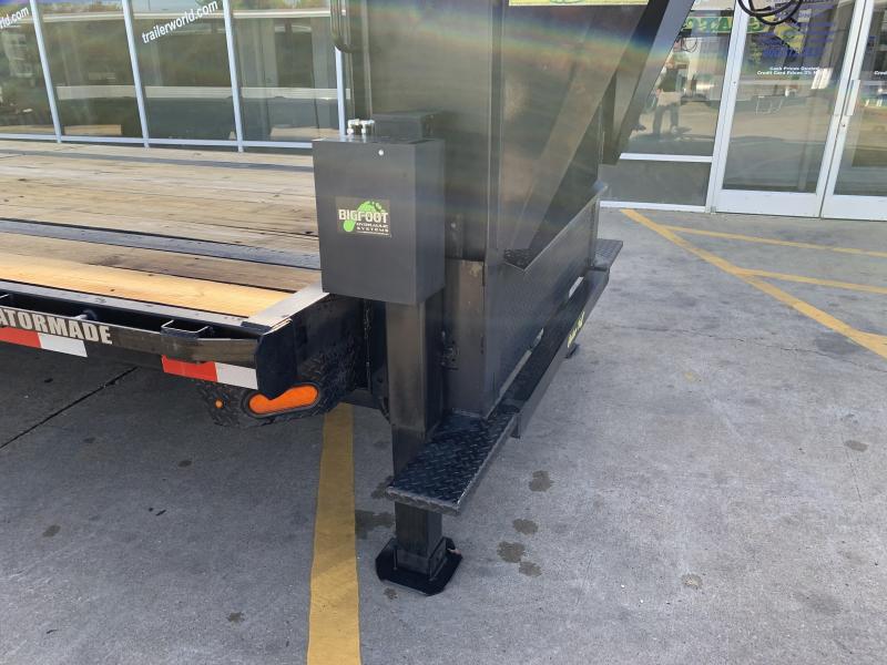 2022 Gatormade Trailers 30+5 Gooseneck W/Mega Ramps and Hydraulic Jacks ...