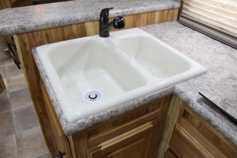 2020 Sundowner 36' Floor ToyHauler w/16' LQ with SlideOut in Pilot ...