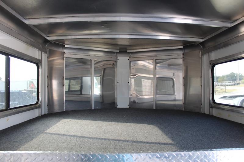 2016 Sundowner 3 horse slant gooseneck in Pilot Point, TX | Trailer Trader