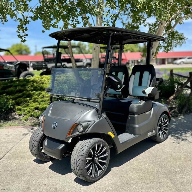 2022 Vivid EV PEAK 4L Lifted Golf Car - Pure White