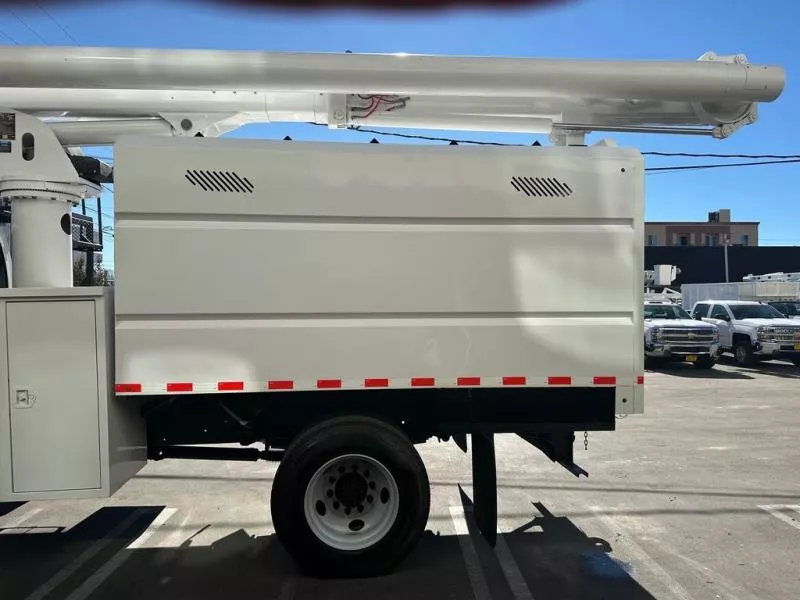 2008 GMC C-7500 Topkick in North Hills, CA | Trailer Trader
