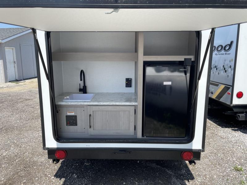 2023 Coleman 1400BH RUBICON SERIES in Strathroy, ON | Trailer Trader