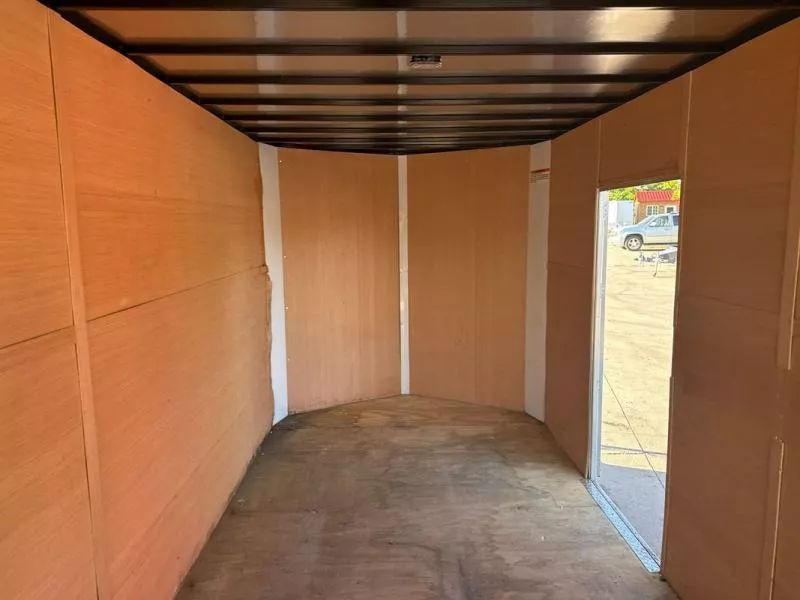 2021 Sharp Manufacturing SEL Tandem V-Nose 8. Cargo / Enclosed Trailer ...
