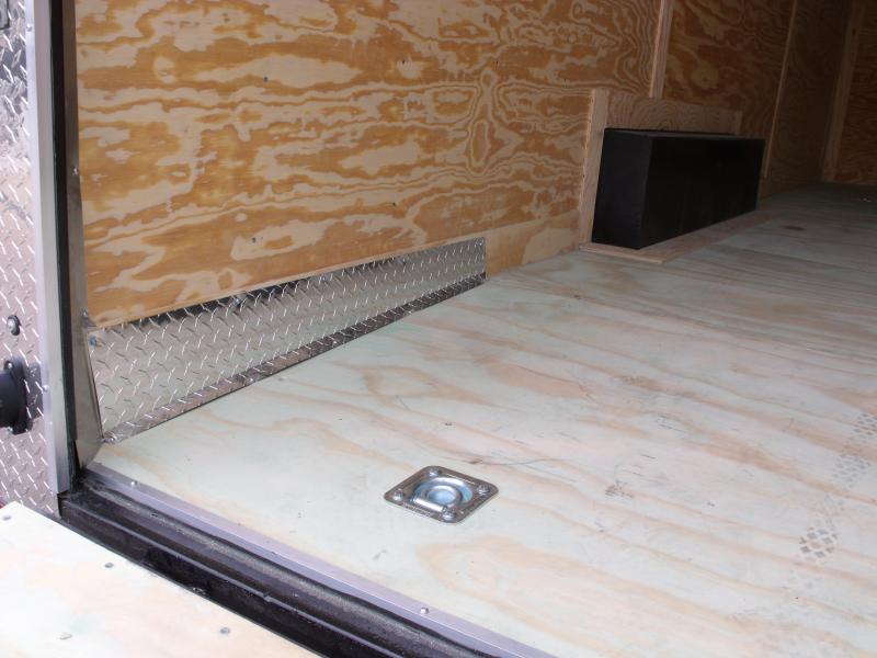 Enclosed Trailer Razor Trailer 8.5 X 24 V Nose 7' Tall Dove Tail 14000 ...