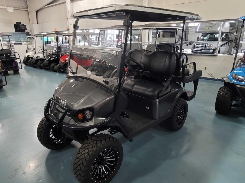 2021 Textron EZ-GO EXPRESS S4 GAS in Winter Garden, FL | Trailer Trader