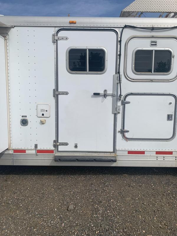 1998 Featherlite 8584-S Livestock Trailer | Near Me